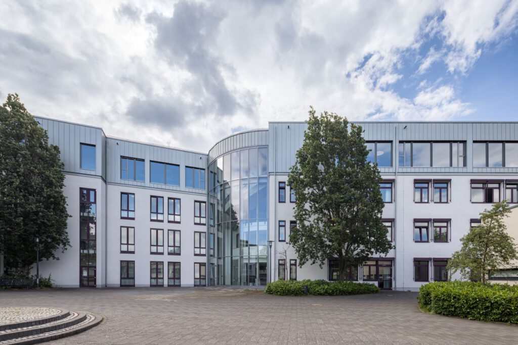 Mediathek Landgraf-Ludwigs-Gymnasium – Grüninger Architekten